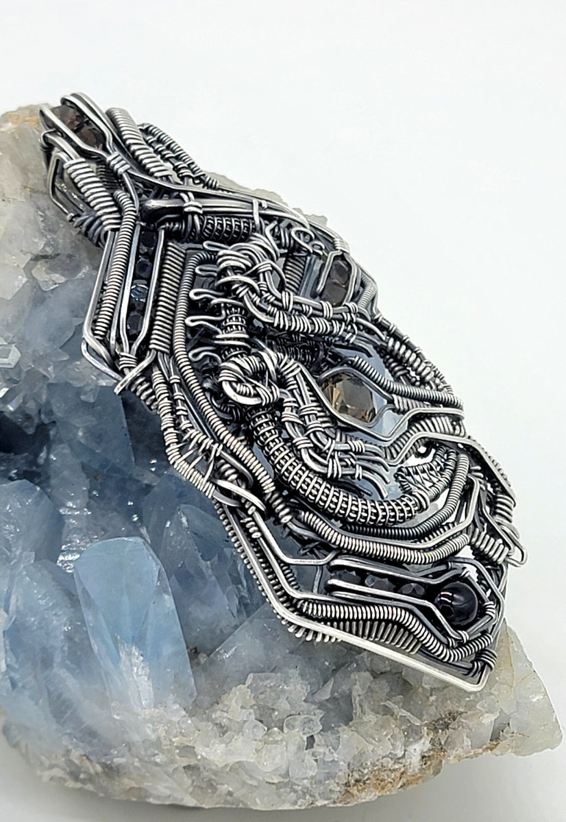 Alien Xenomorph Biomechanical Tech Pendant - Tobe Rose Wire Jewelry X ...